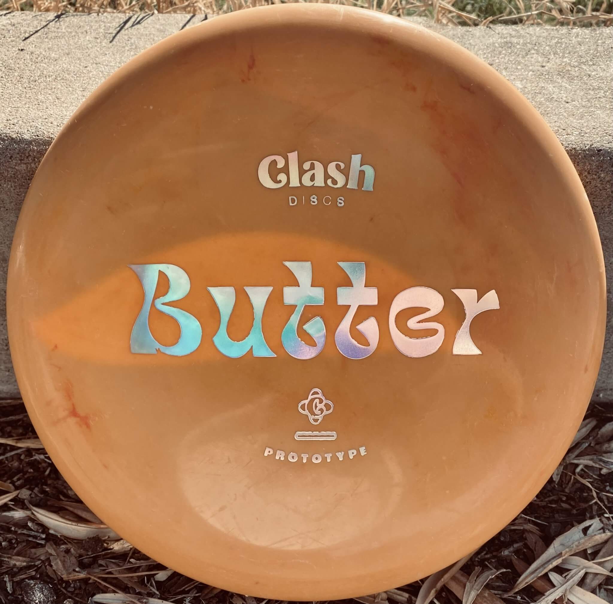 Discmania Sensei vs Clash Butter: Envy Region Second Round Putter ...