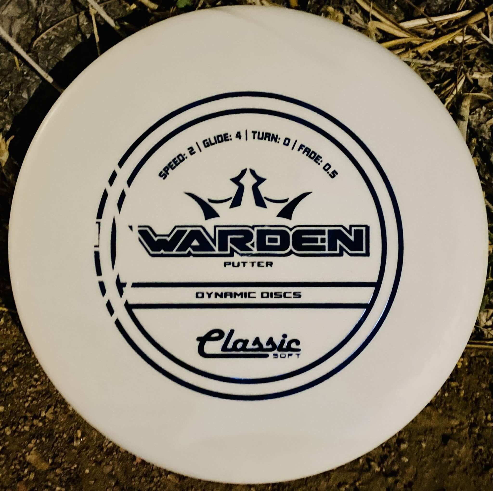 Dynamic Discs Warden vs Westside Shield: Battle of the Trilogy Putters ...